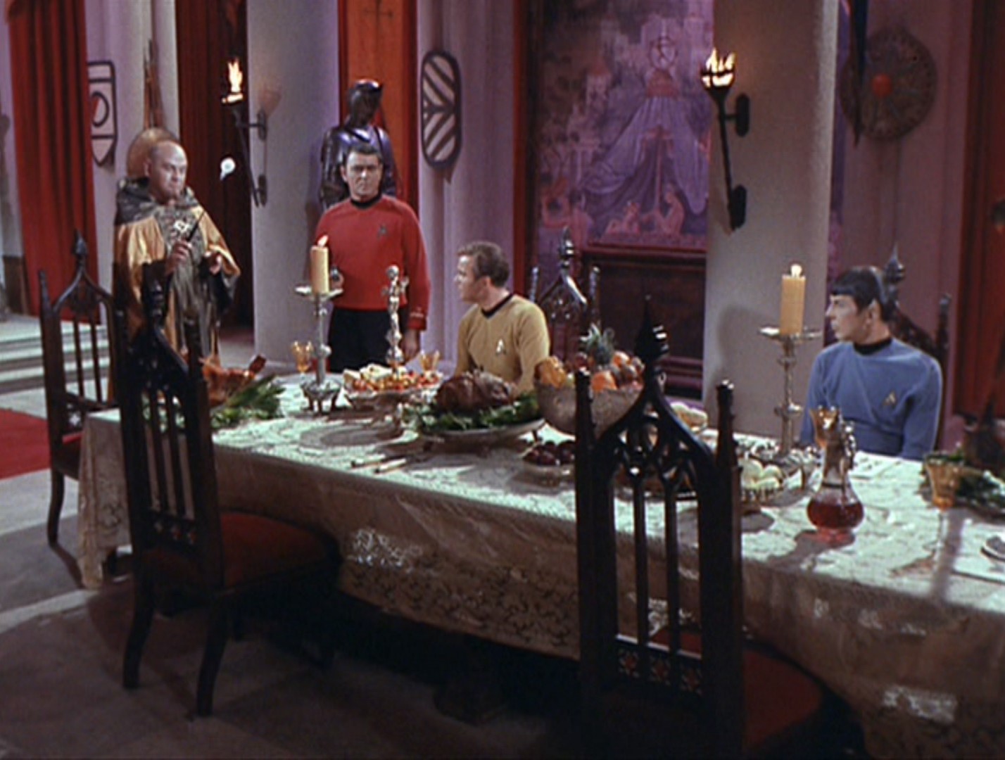 Holiday Film Reviews: Star Trek: "Catspaw"