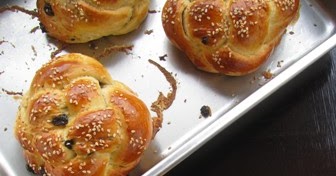 Mini Festive Challah Bread 哈拉麵包