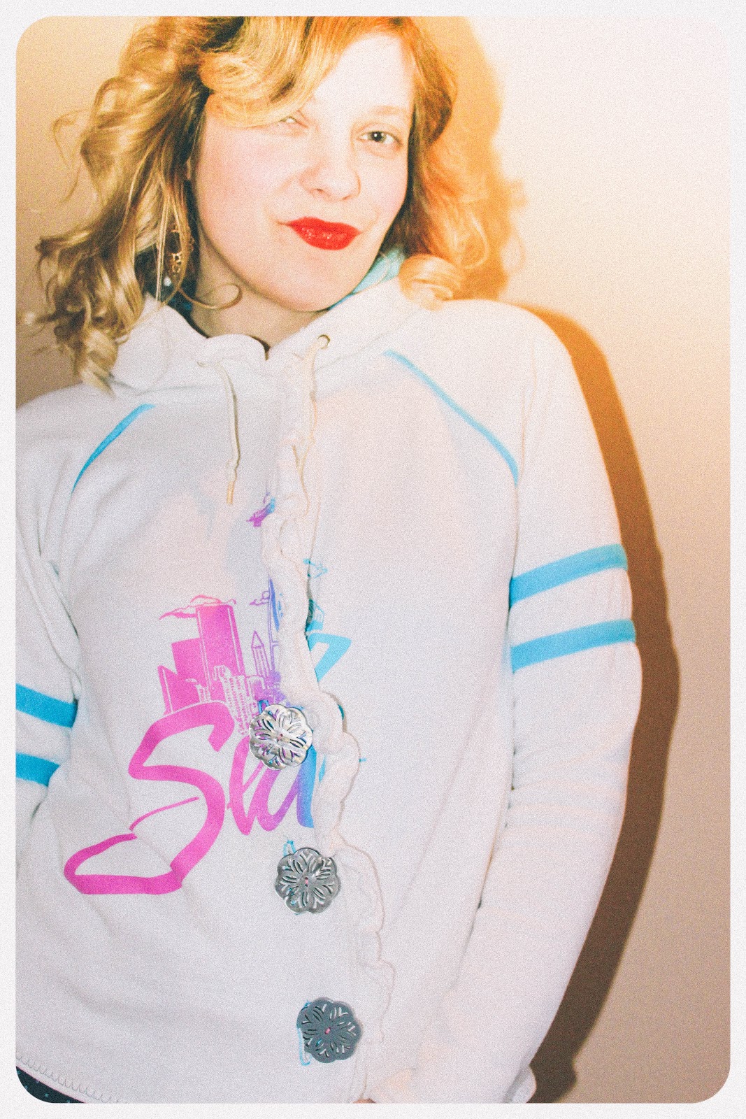 Sweet Pea and Poppy: CRAFTERNOON Delight: Sweatshirt Redesign