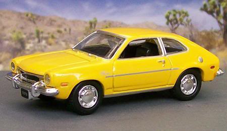 ESTO PASO: 1970: se presenta el Ford Pinto.