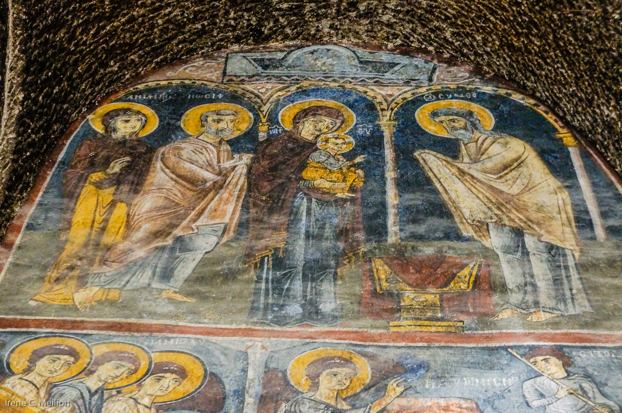 Moe and Irene's RTW blog: The Smiling Virgin Mary