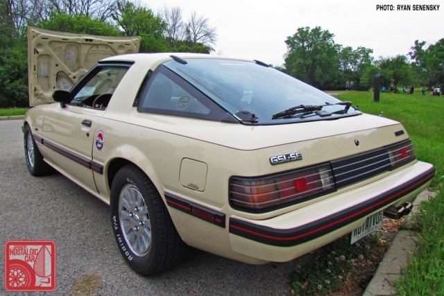 1st Generation Mazda RX7 (SA22C/FB)