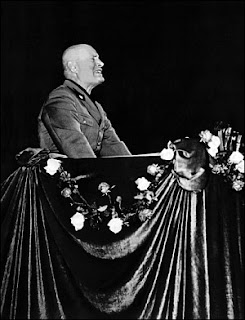 Idee a confronto: L'ultimo discorso di Mussolini al Teatro Lirico di ...