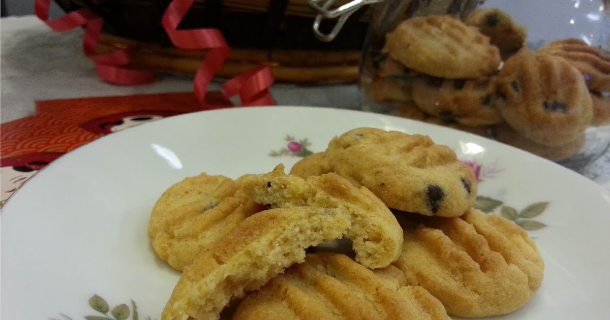 Golden Syrup Cookies with Chocolate Chips - Yummy~licious + Baby~licious