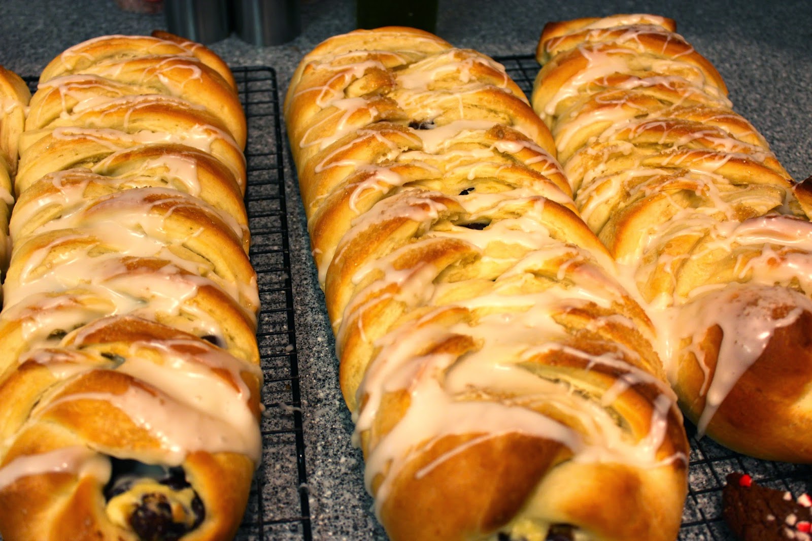 A Touch of Sanity...: Cream Cheese Braid & Chocolate Cream Cheese Braid