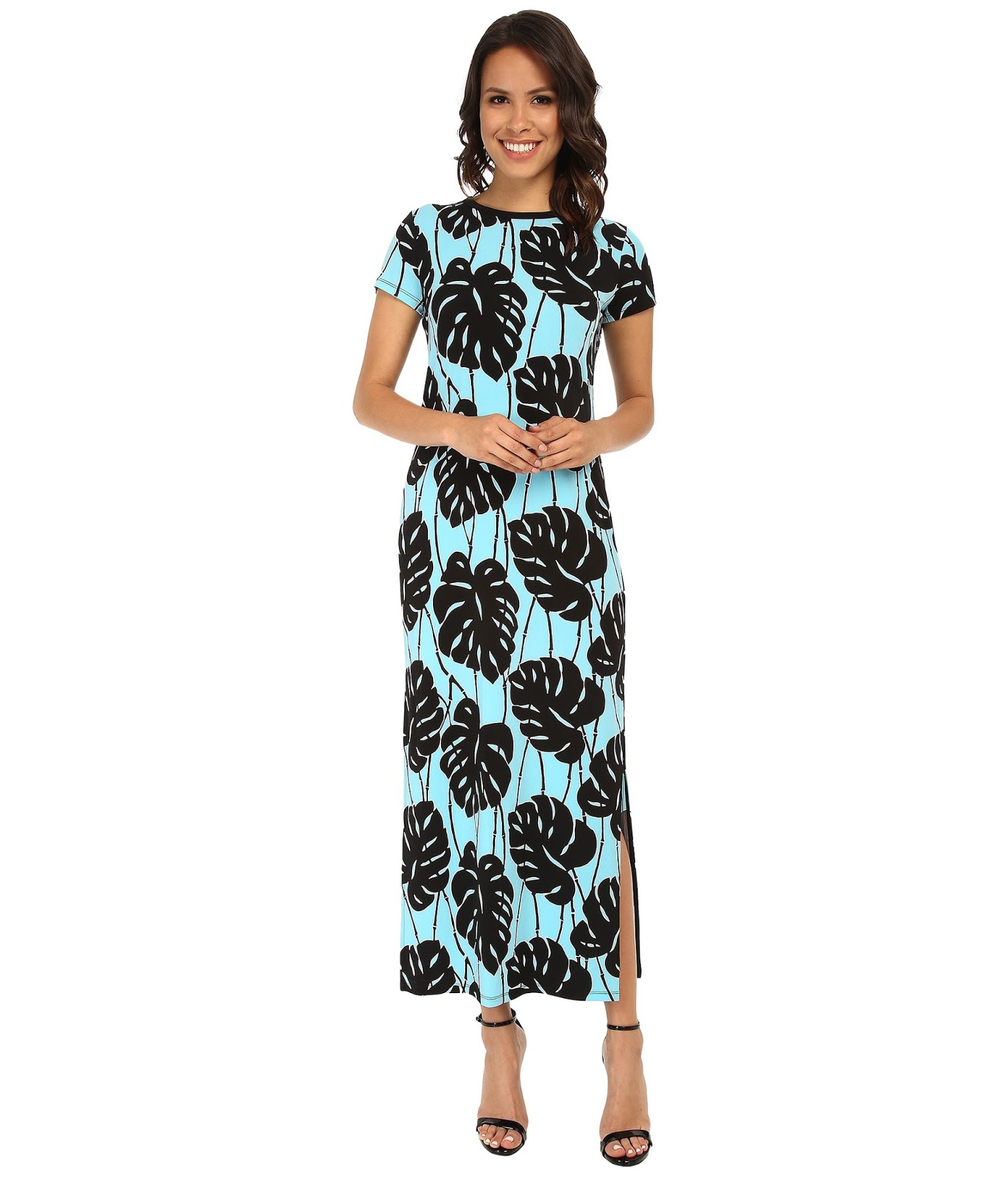 The OAK: The Tropical Adventures of a Modest Fashionista