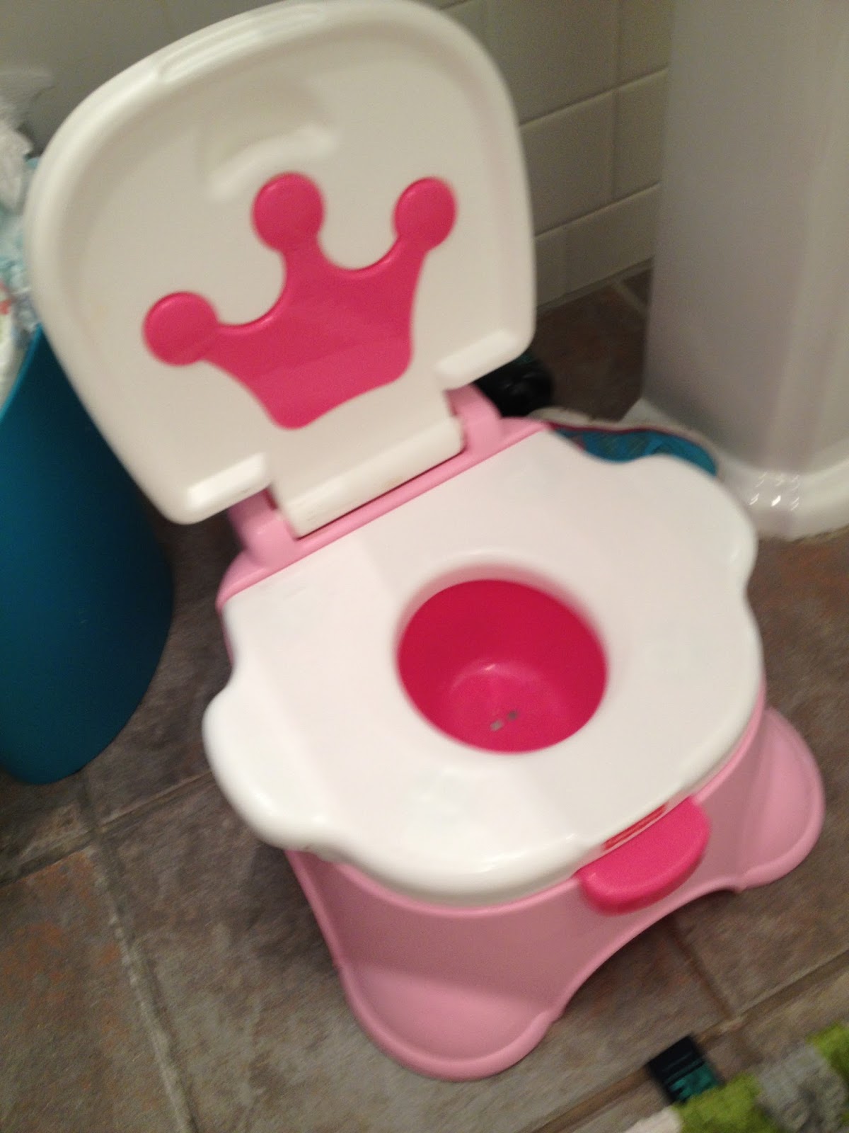 Kat and Karl : The Poltergeist Potty