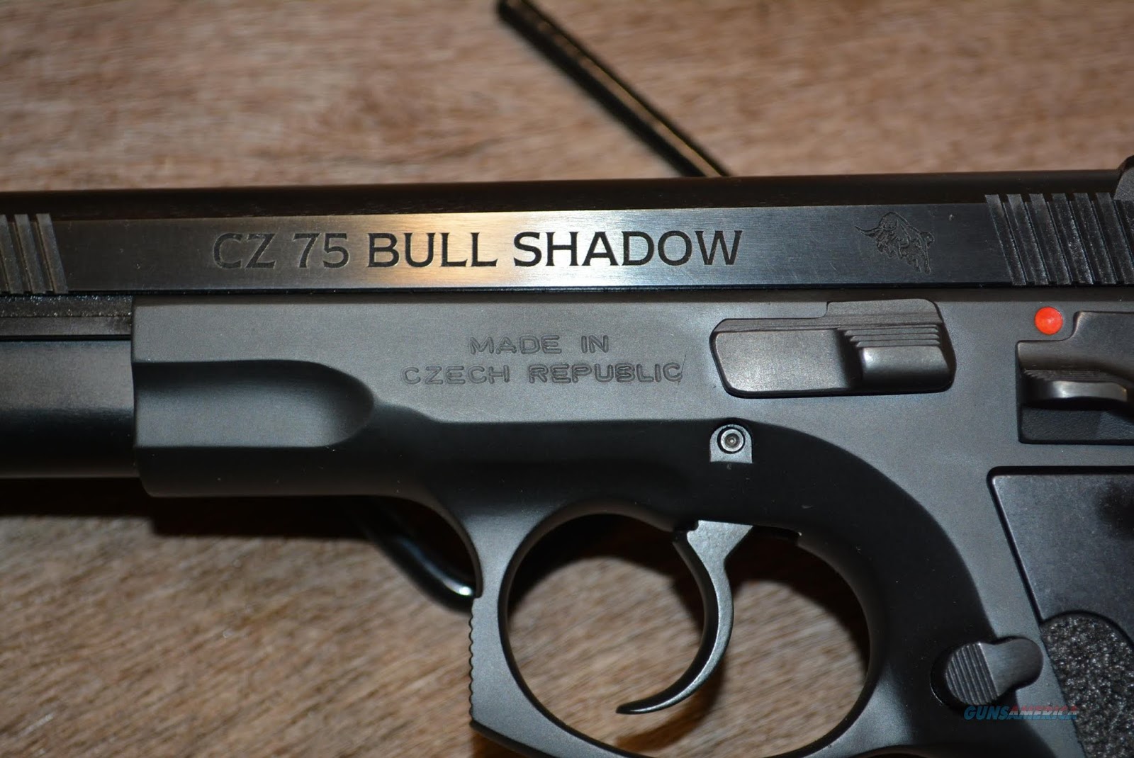 ซีแซดจากศูนย์แต่งอเมริกัน CZ 75 Bull Shadow | gunstory