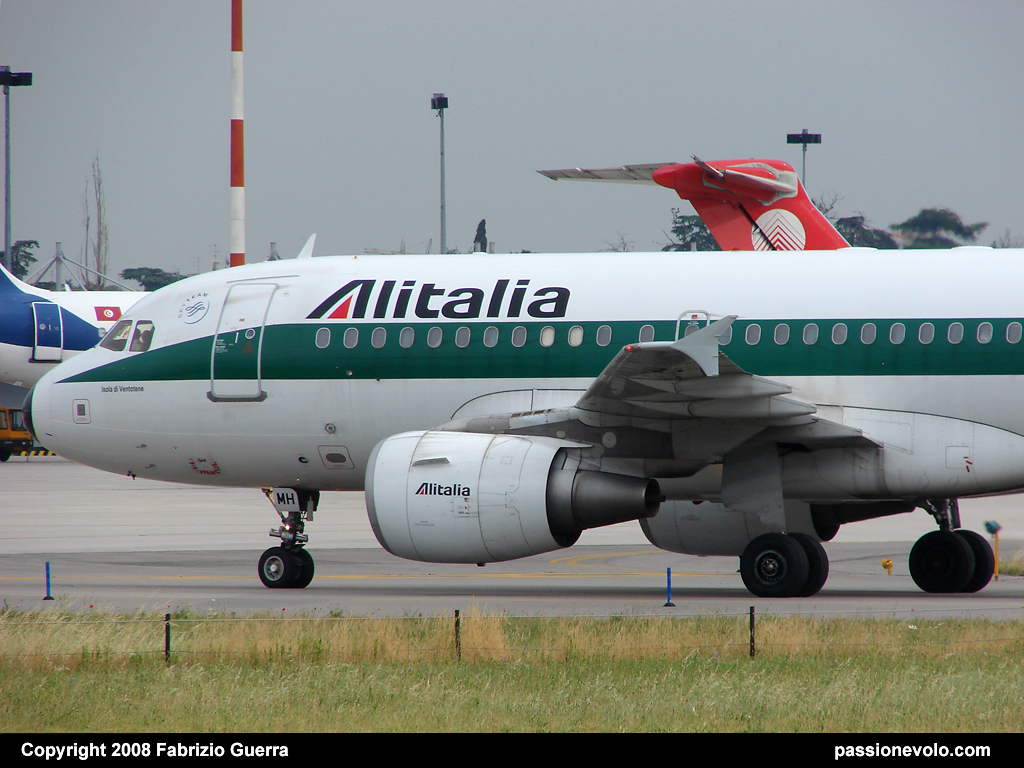 planepictures: Airbus A319
