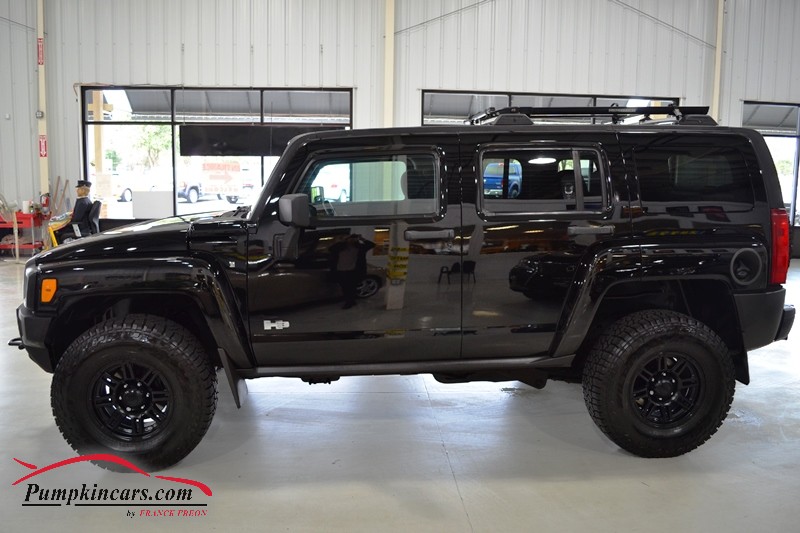 STAND OUT WITH OUR NEW HUMMER H3 WITH 4-WHEEL-DRIVE!!