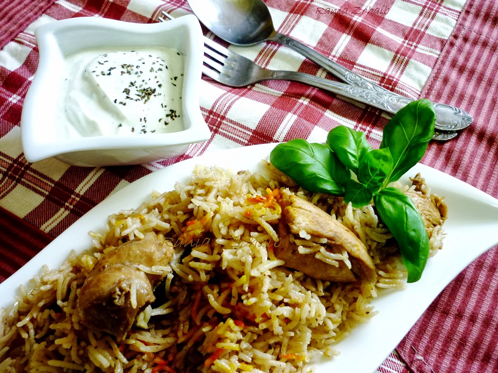 Rania @ Work with sugar'n spice: Chicken Polau spicy and fluffy : )