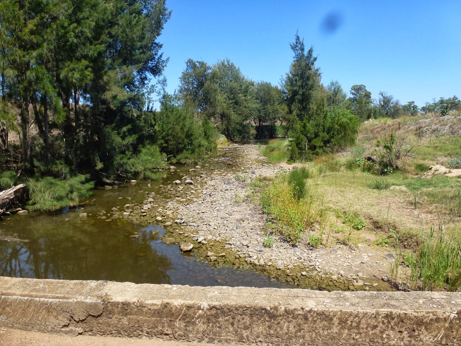 Our Aussie off grid heaven: Been away to Binnaway