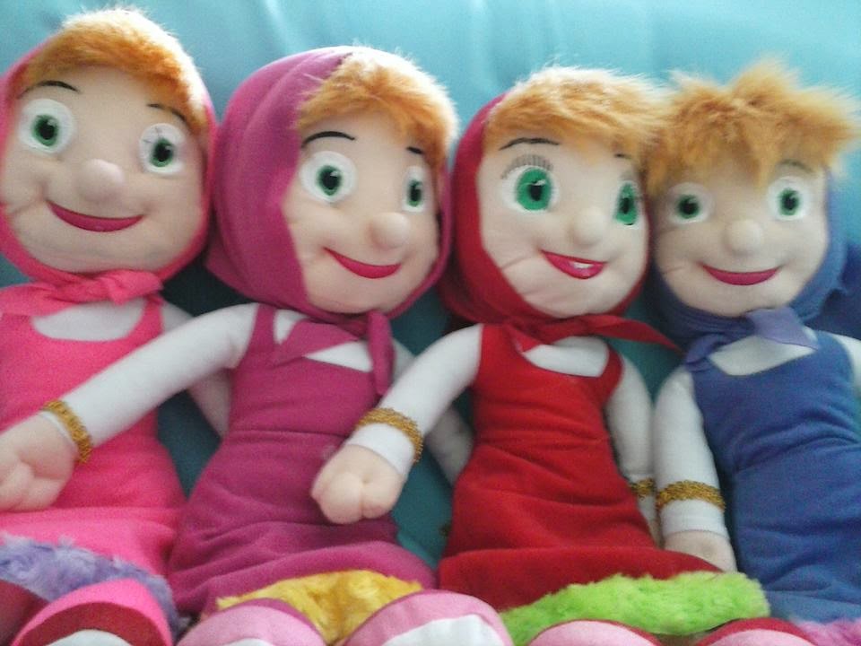 bonekanunu: Bear dari film Marsha and the Bear