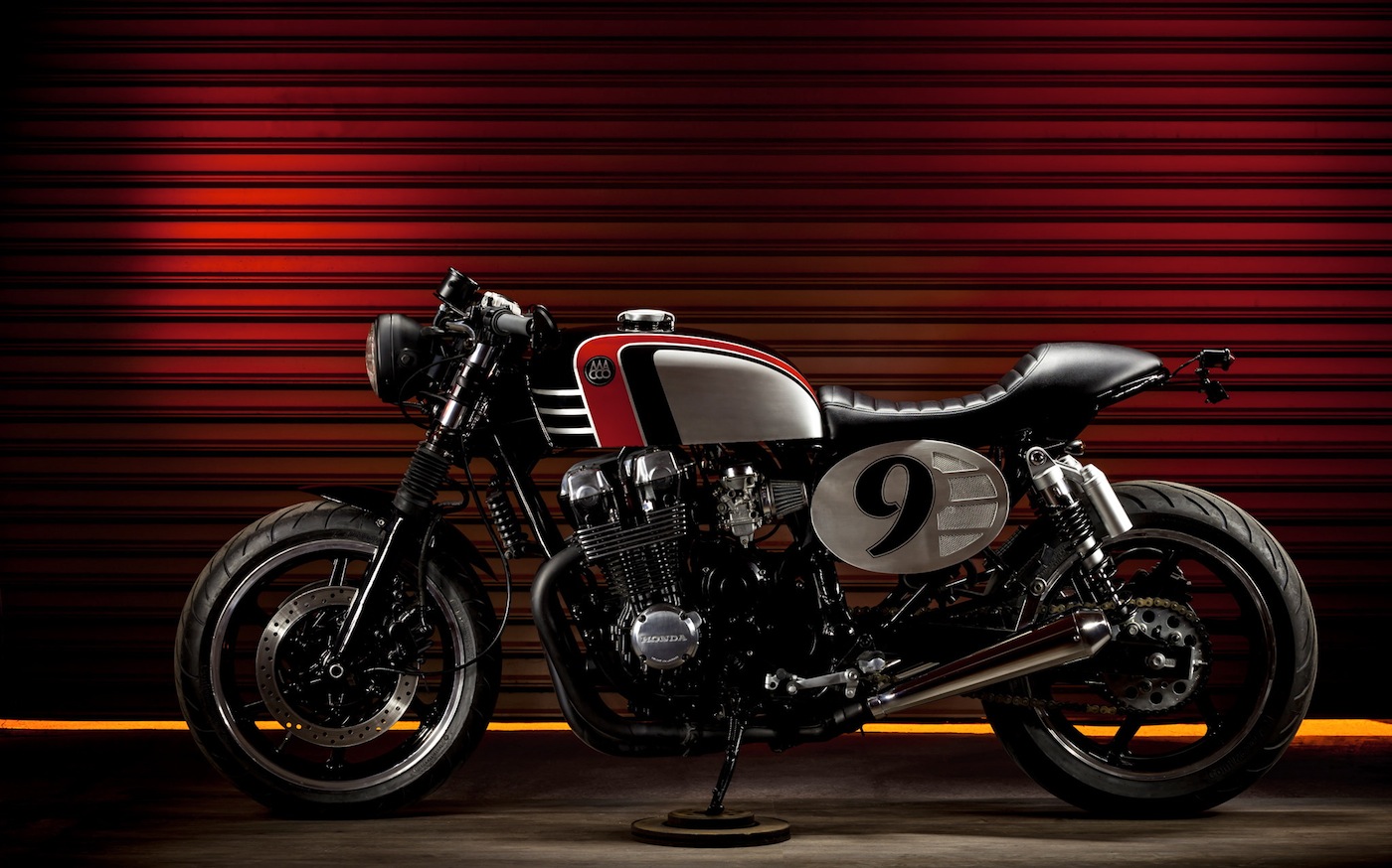 Spitfire by Macco Motors - Inazuma café racer
