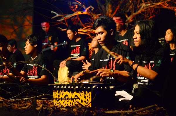 Simbol dalam Musik Dayak - Blog Mbah Dinan