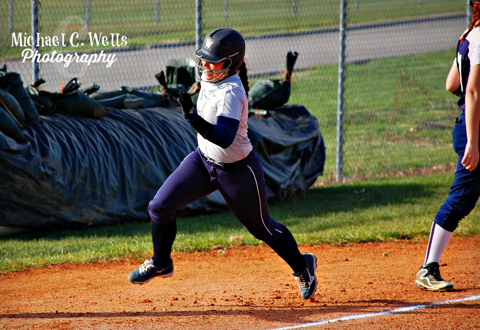 Fairdale Bulldogs 17 - Moore Mustangs 1