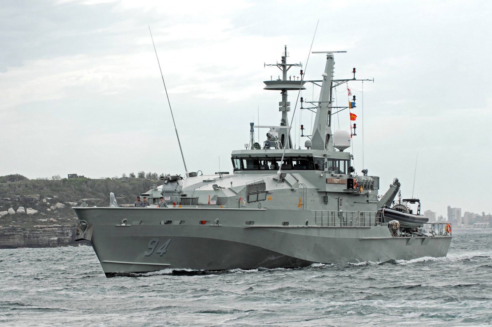 Naval Photos: HMAS Launceston (ACPB 94)