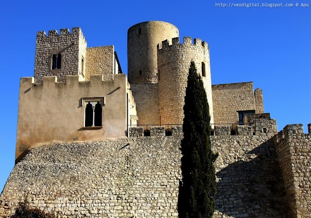 APU Barcelona VeoDigital : El castillo de Castellet, Pantano de Foix ...