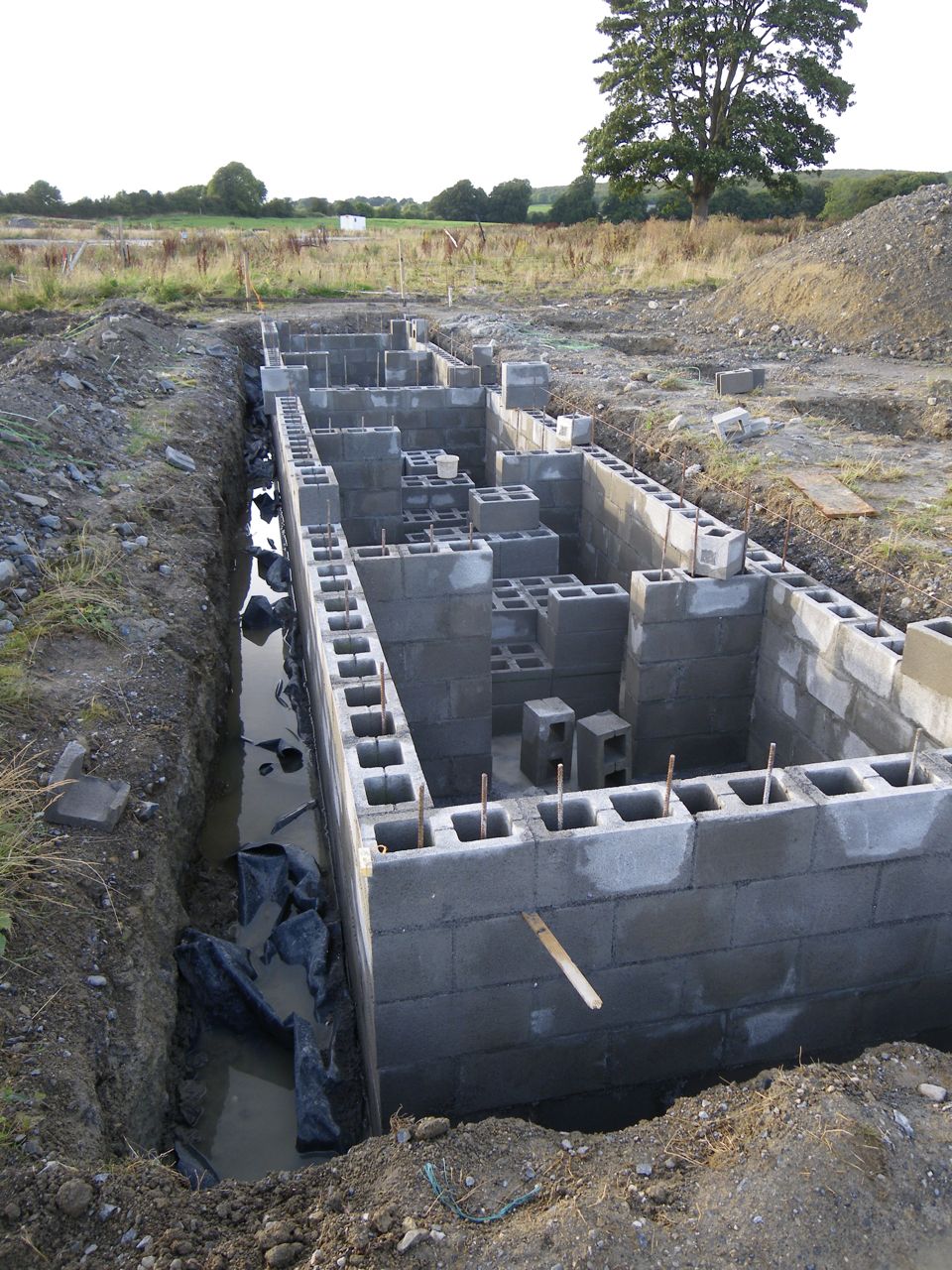 Ceļš uz ģimenes māju: Mājas pamatu risinājumi