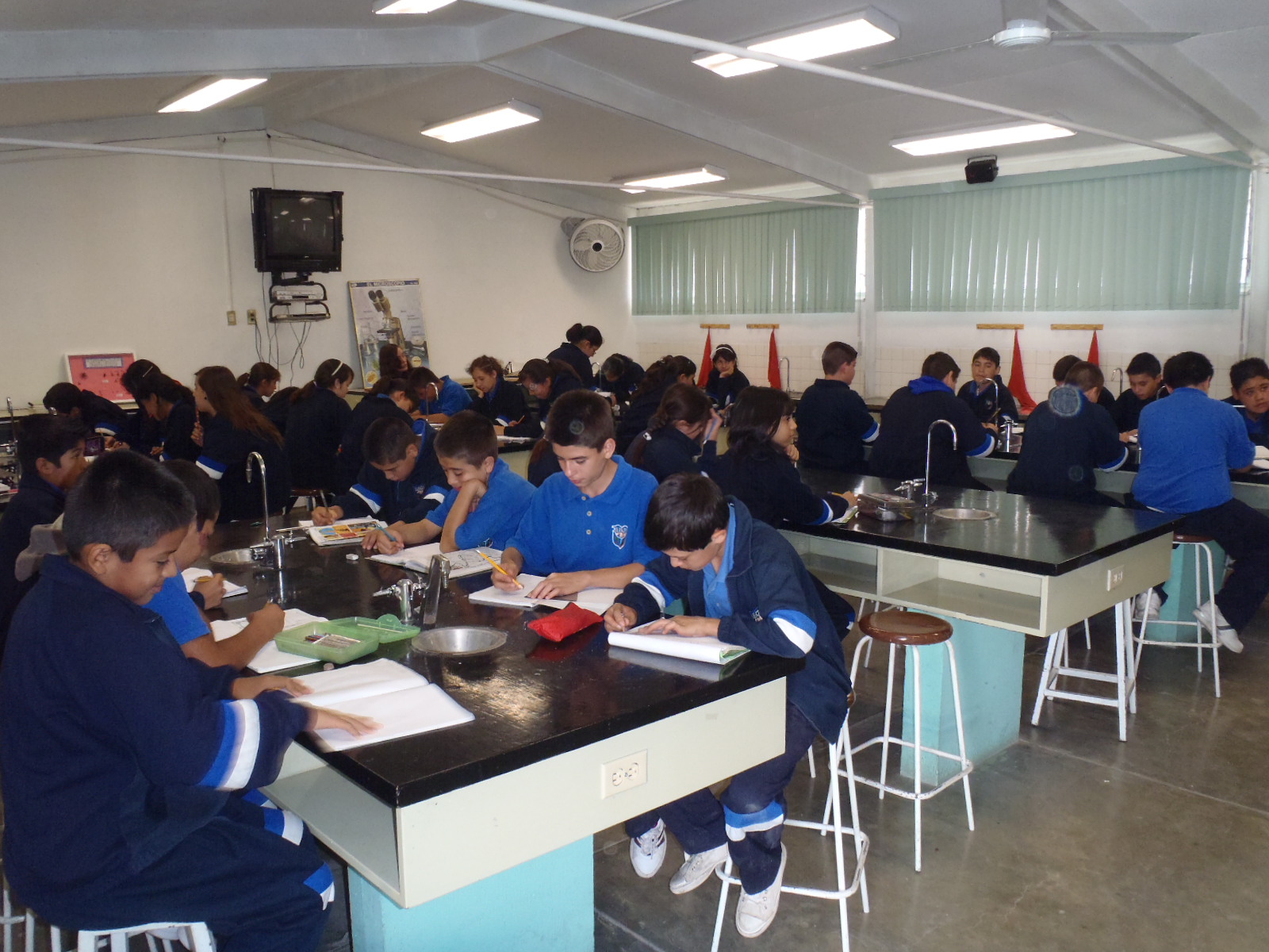 “Nuestros Laboratorios y Espacios Educativos” | Escuela Secundaria ...