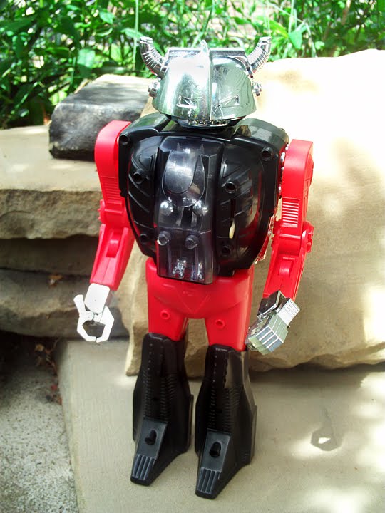 AcroRay's Laboratory: Micronauts and more: Two-Faced Robot Terror…