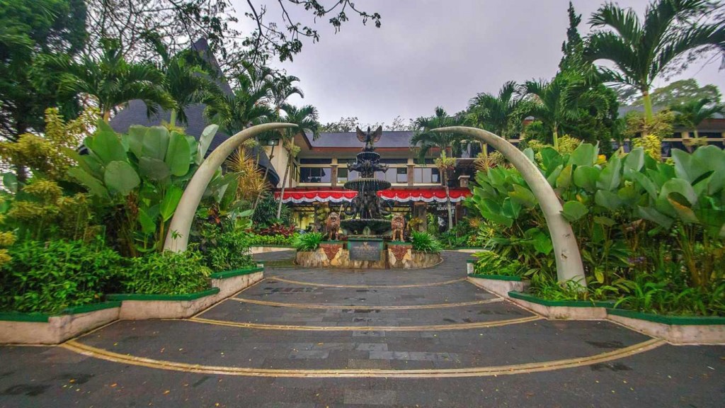 Prigen Safari Park, Family Favorite Destinations in Pasuruan