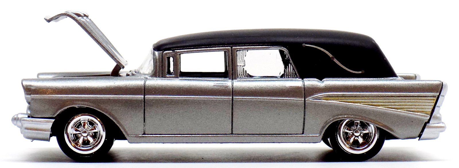 Toys and Stuff: Johnny Lightning #50298 2011 '57 Chevy Hearse