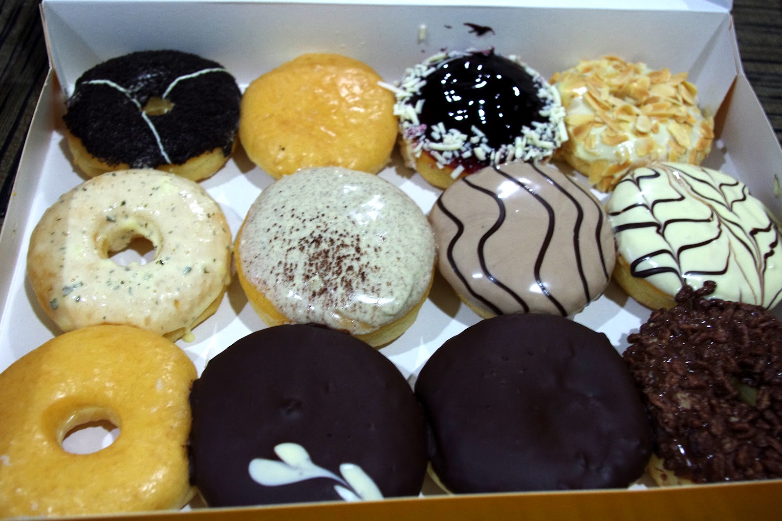 What Mary Loves: Love At First Bite: J.Co Donuts & Coffee