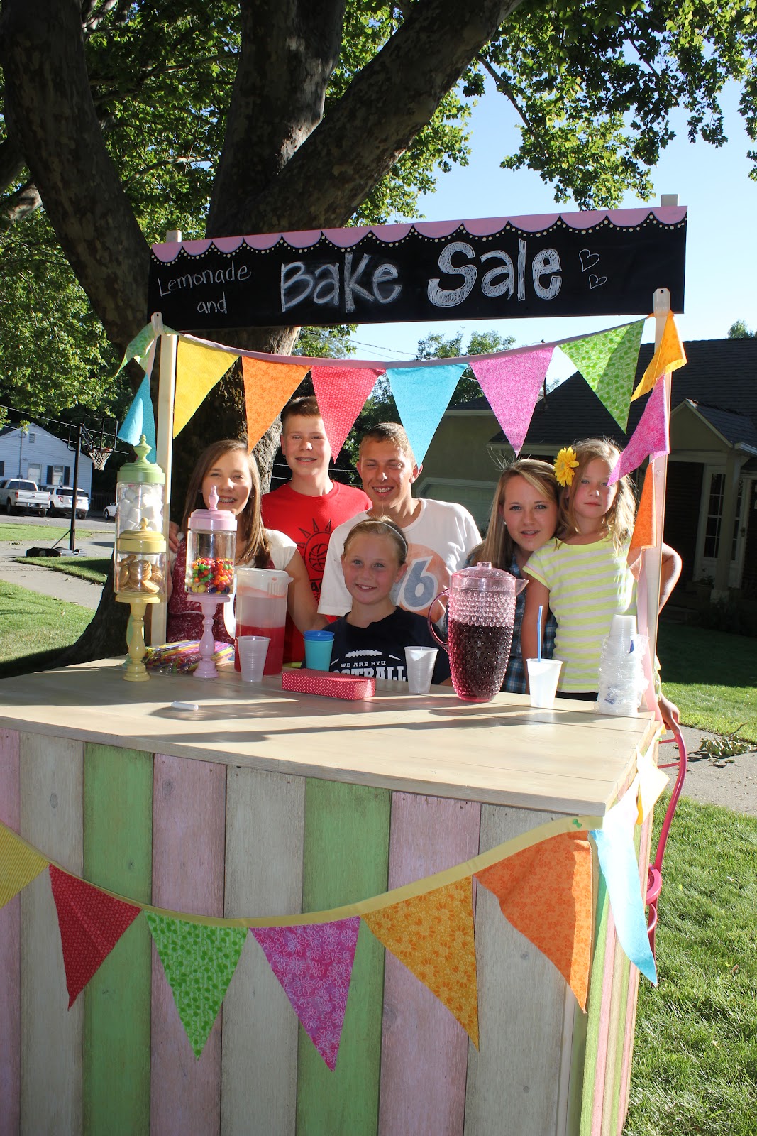 Sweet Sister's Stuff: Lemonade/Bake Sale Stand