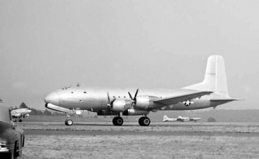 nhungdoicanh: Douglas C-74 Globemaster