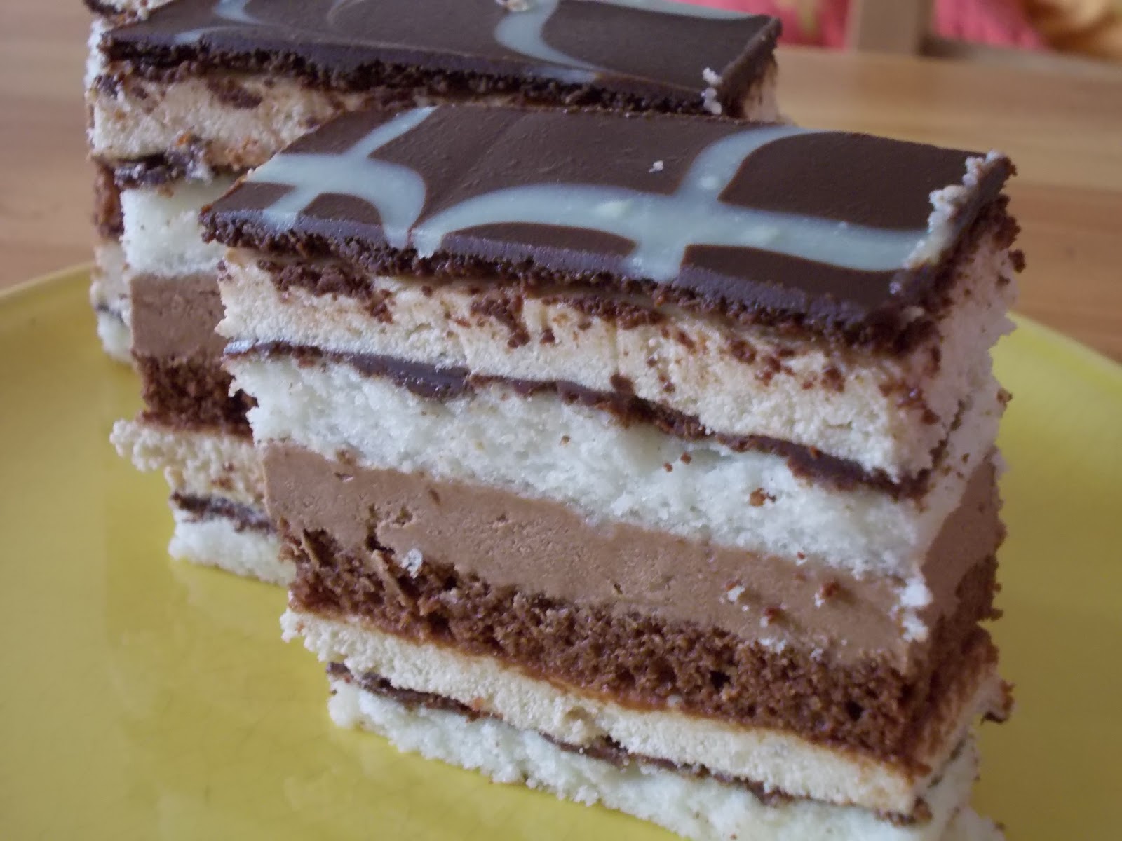 Kradljivac Recepata i Ideja: BRONHI TORTA by -VIOLET-LOVE-