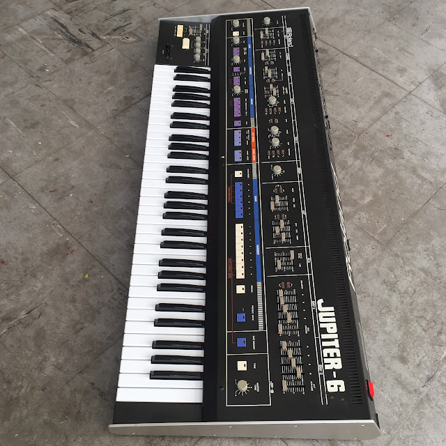 MATRIXSYNTH: Roland Jupiter-6 SN 343386