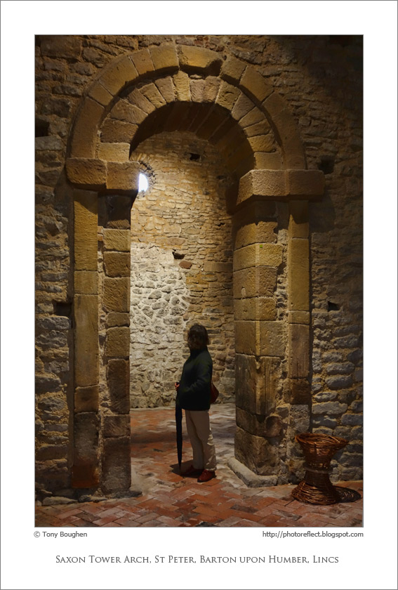 PhotoReflect: Saxon architecture