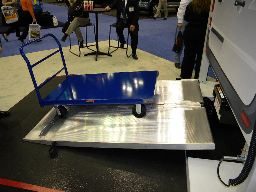 Tommy Gate Introduces Its New Cantilever Series Liftgate | Harbor Truck ...