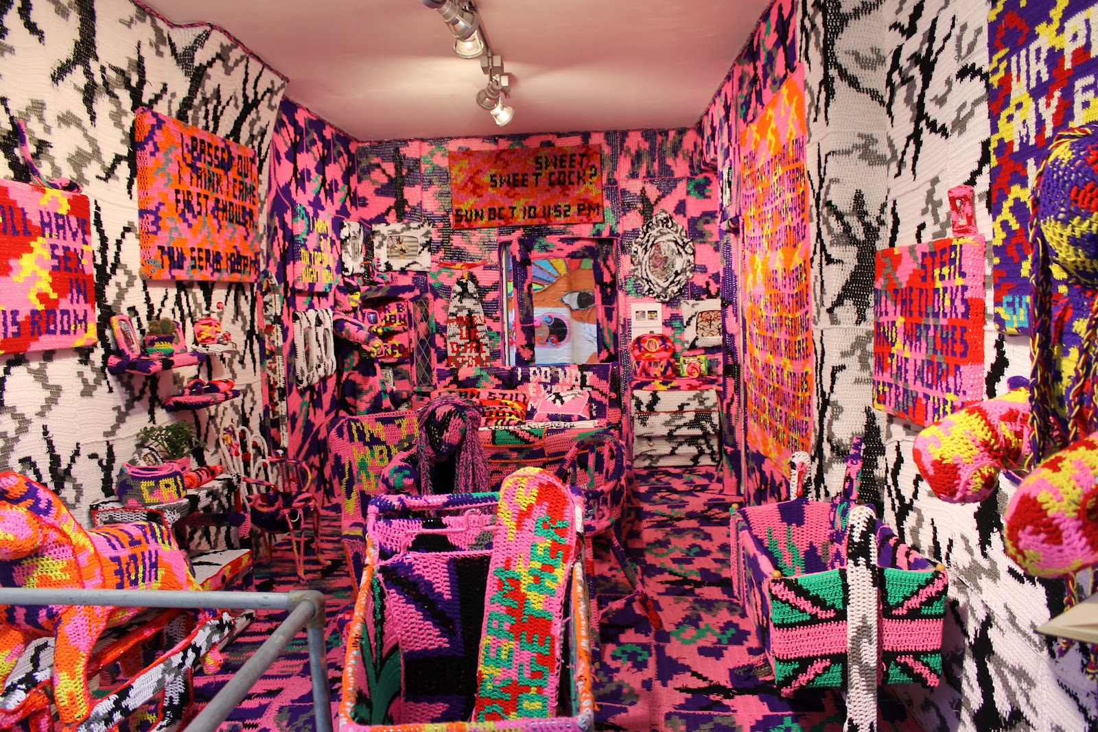 ClothesAreForLosers: OLEK.