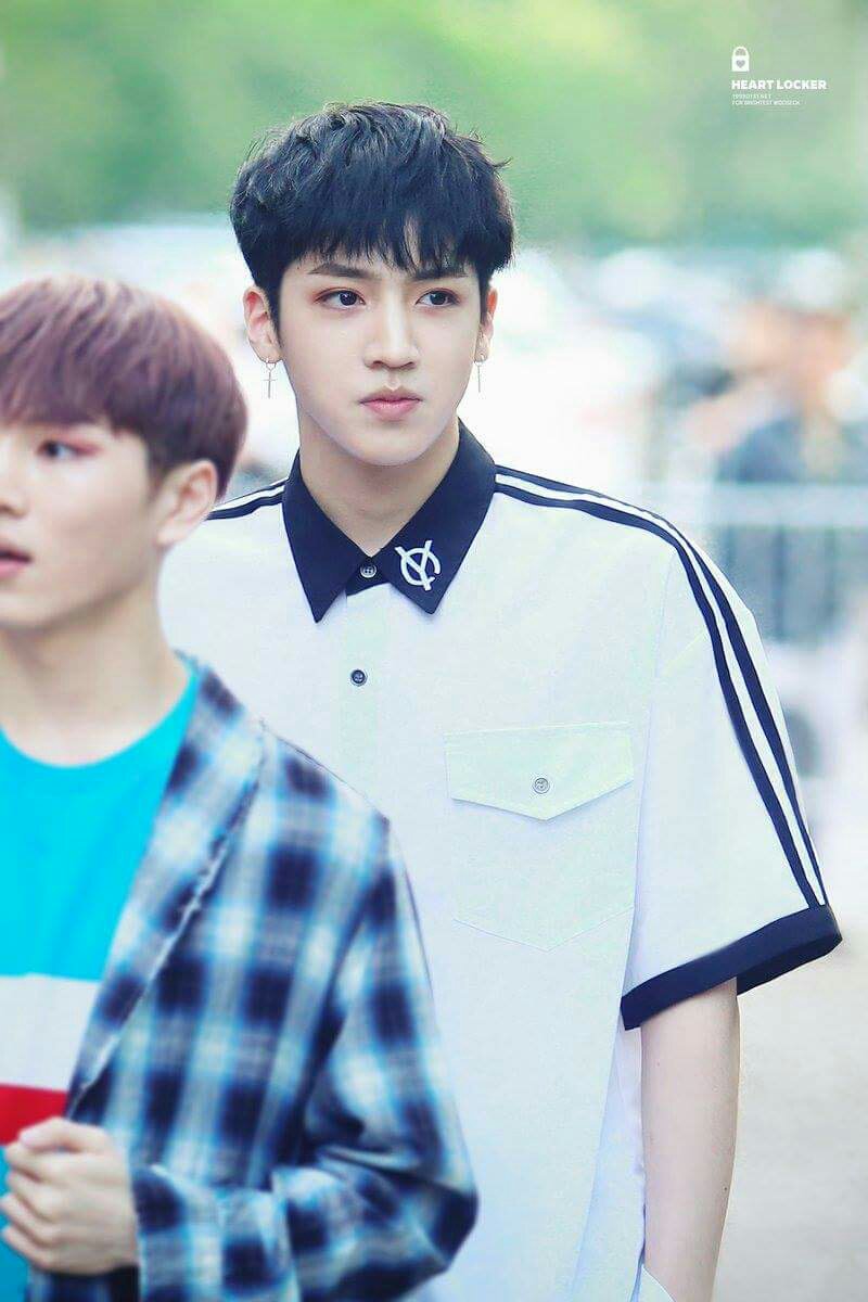 pandak at matangkad - philippin news collections