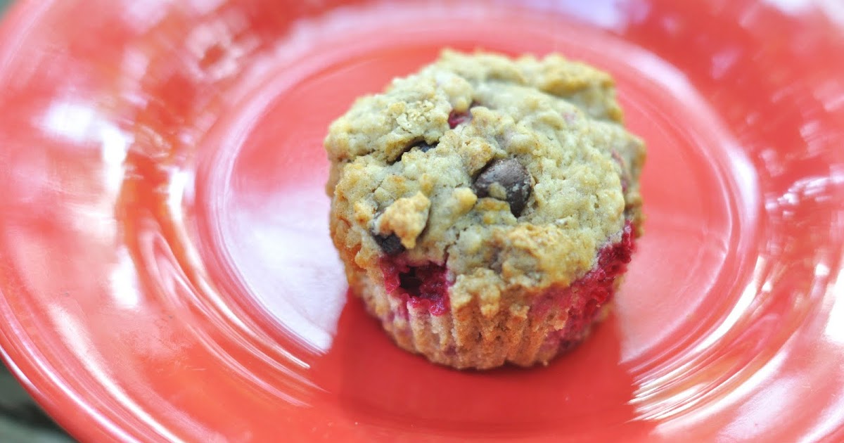 This Mommy Cooks: Sweet Treat Tuesday-One-Bowl Oatmeal Muffins