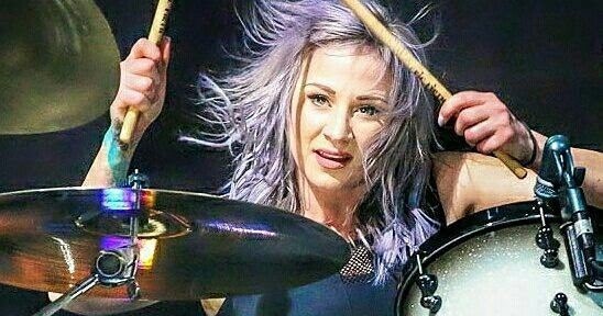 Zona Rock Dan Metal : JEN LEDGER