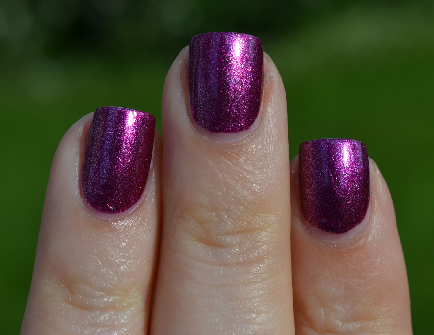 Lacky Corner: Zoya Carly