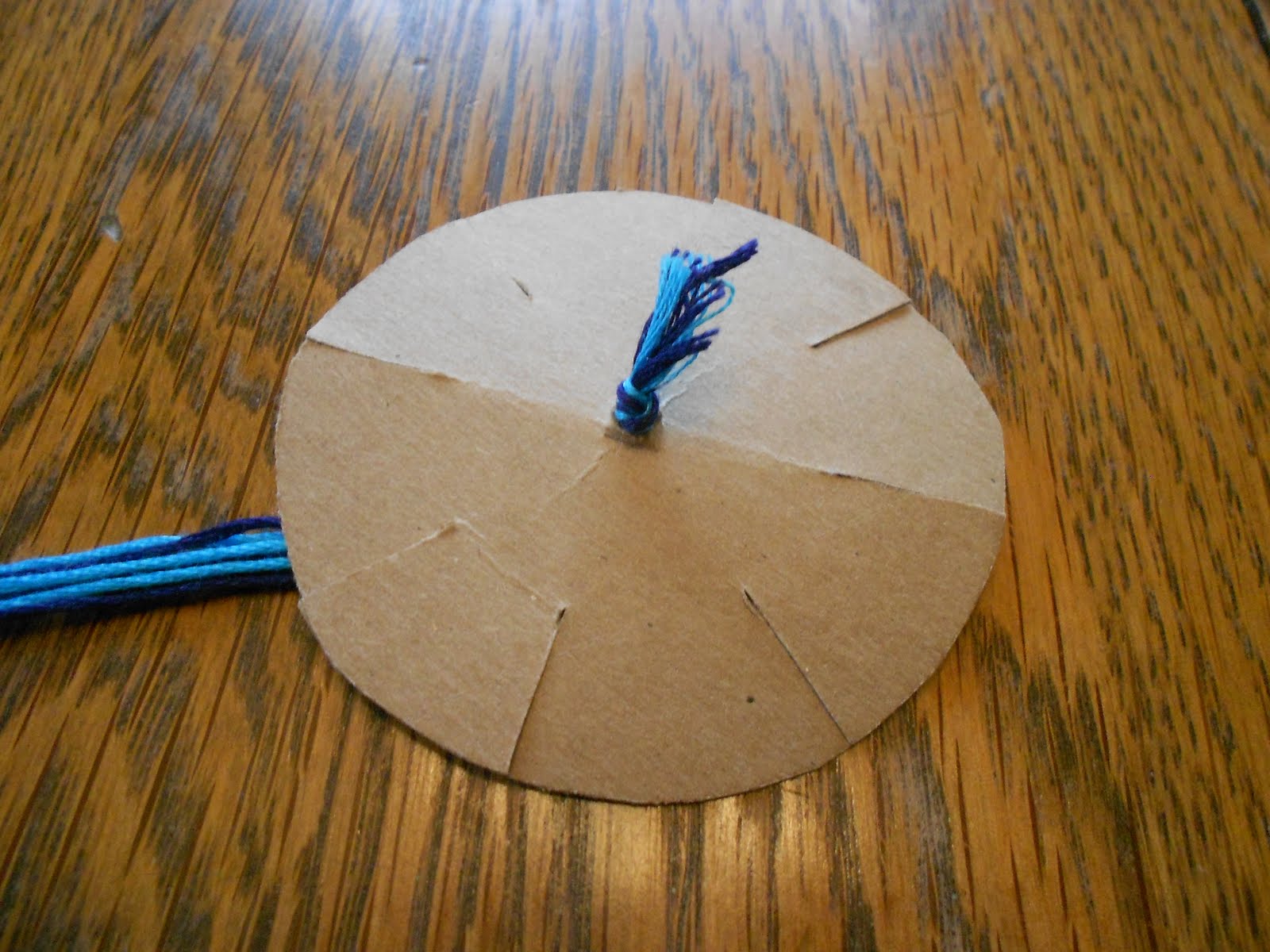 Almost Unschoolers: Friendship Bracelet Braiding Disk