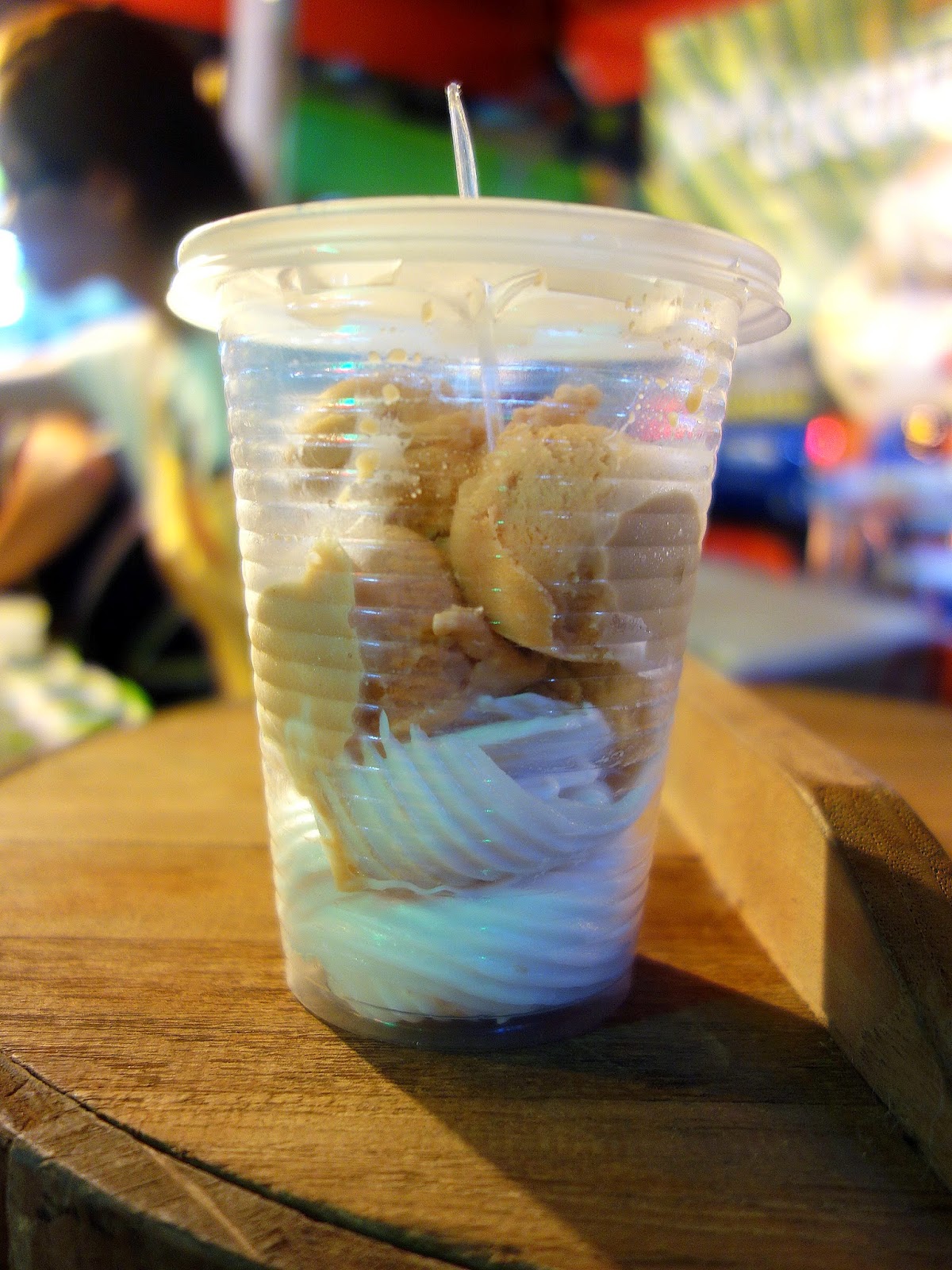 Teh tarik ice cream is also available at the Alor location. Not bad ...