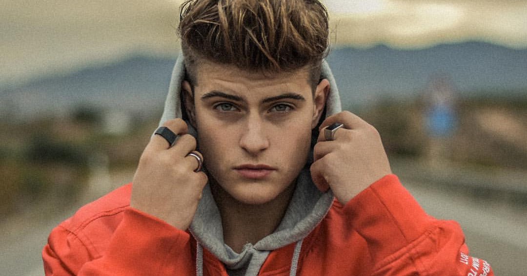 Lovely Boys: Aitor Sáez