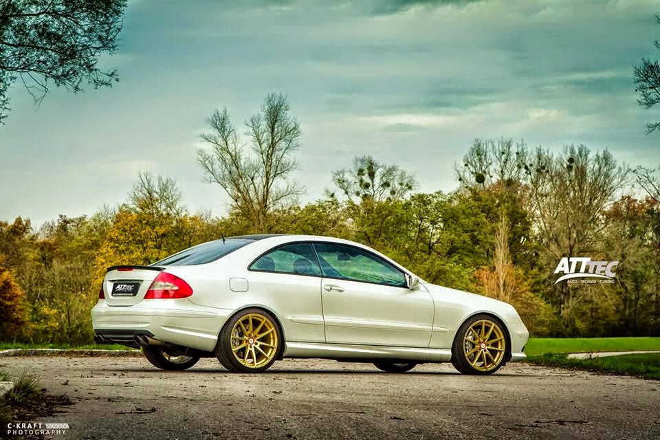 Mercedes-Benz W209 CLK55 AMG on Deluxe Wheels | BENZTUNING