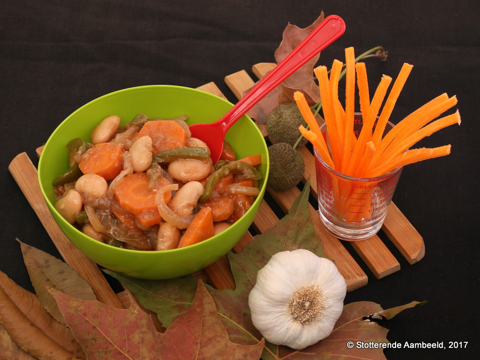 Die Stotterende Aambeeld: RESEP : Koperpennie Wortelslaai, ‘Banting’ Styl