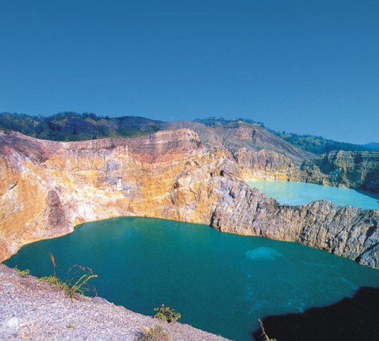 Exotic Khatulistiwa: Kelimutu Lake