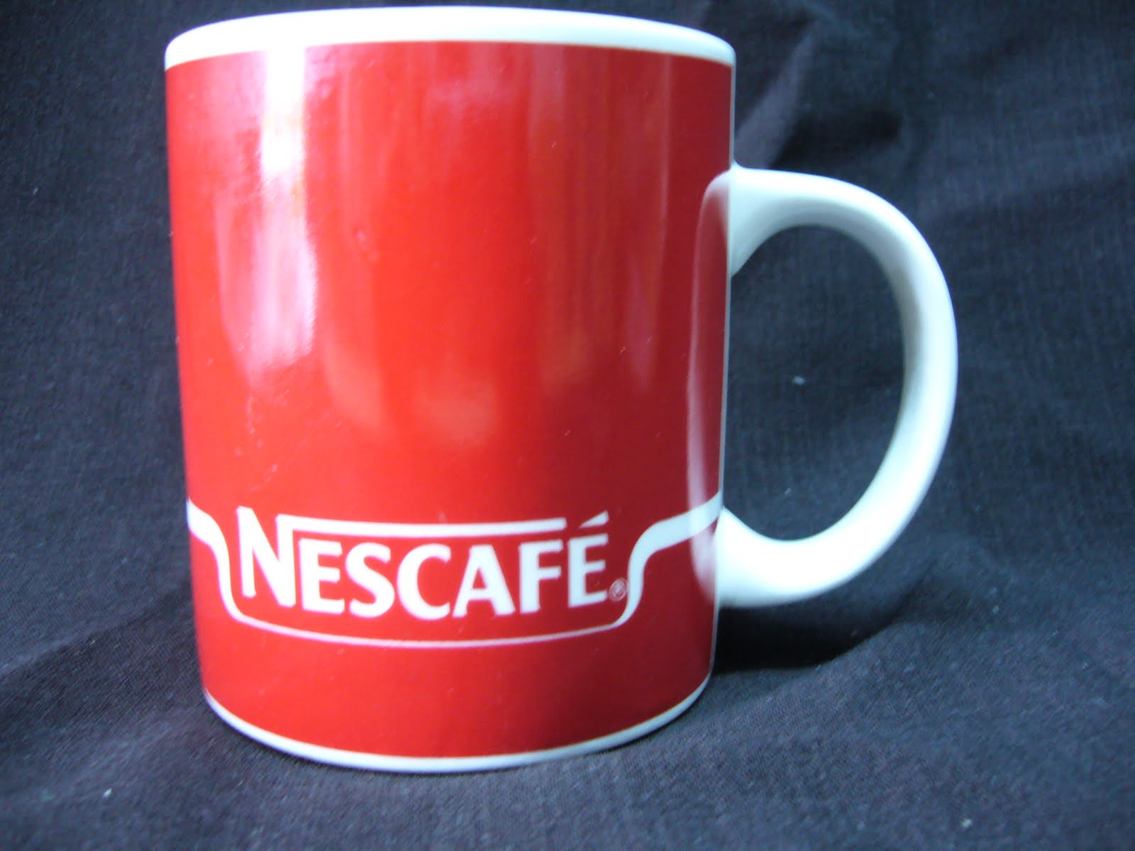 jom kumpul: Mug Nescafe Merah