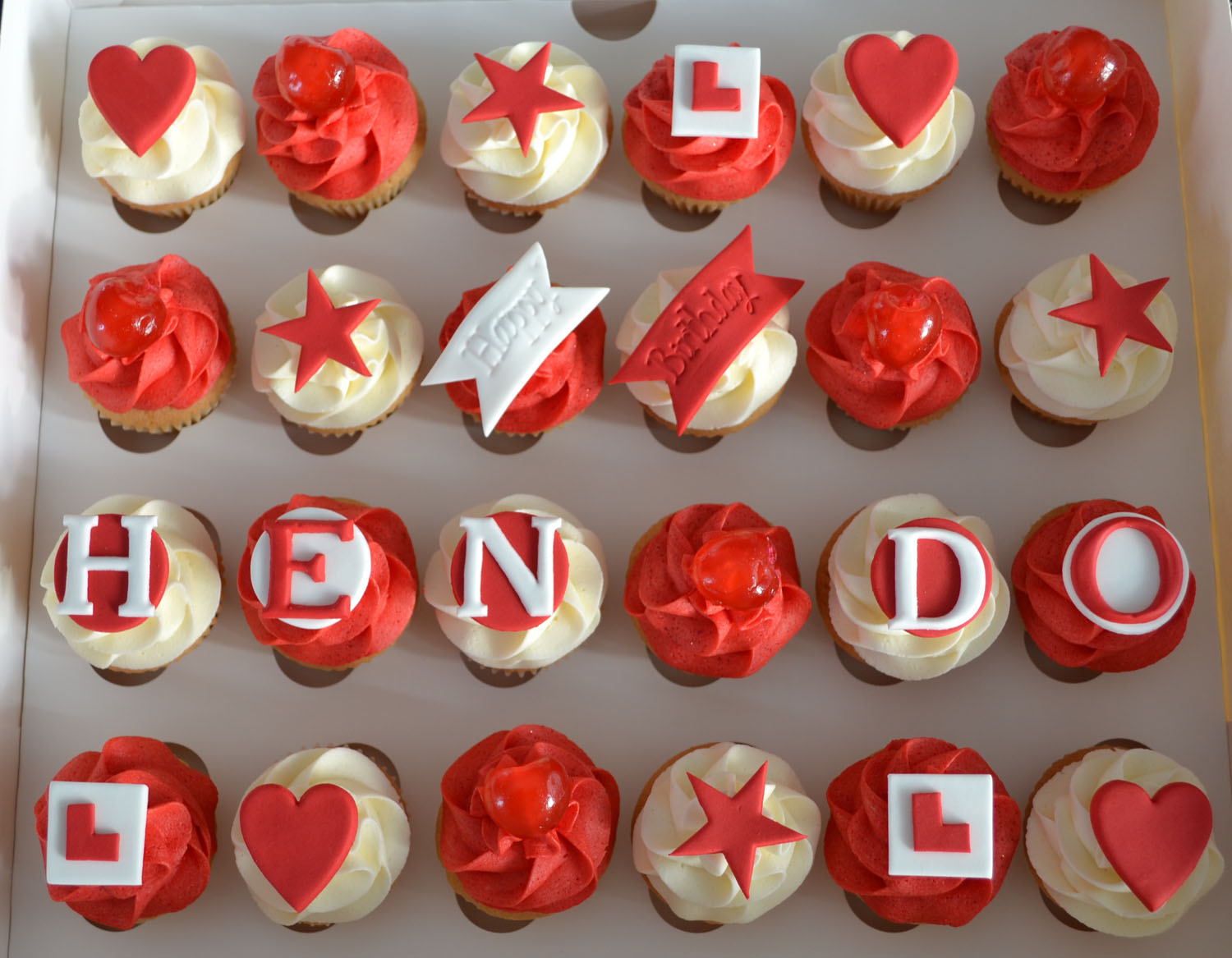 Little Paper Cakes: Birthday/Hen Do red and white Mini cupcake gift box