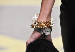 Glamour By Fatima: Fashion Trend: Stacking Jewellery