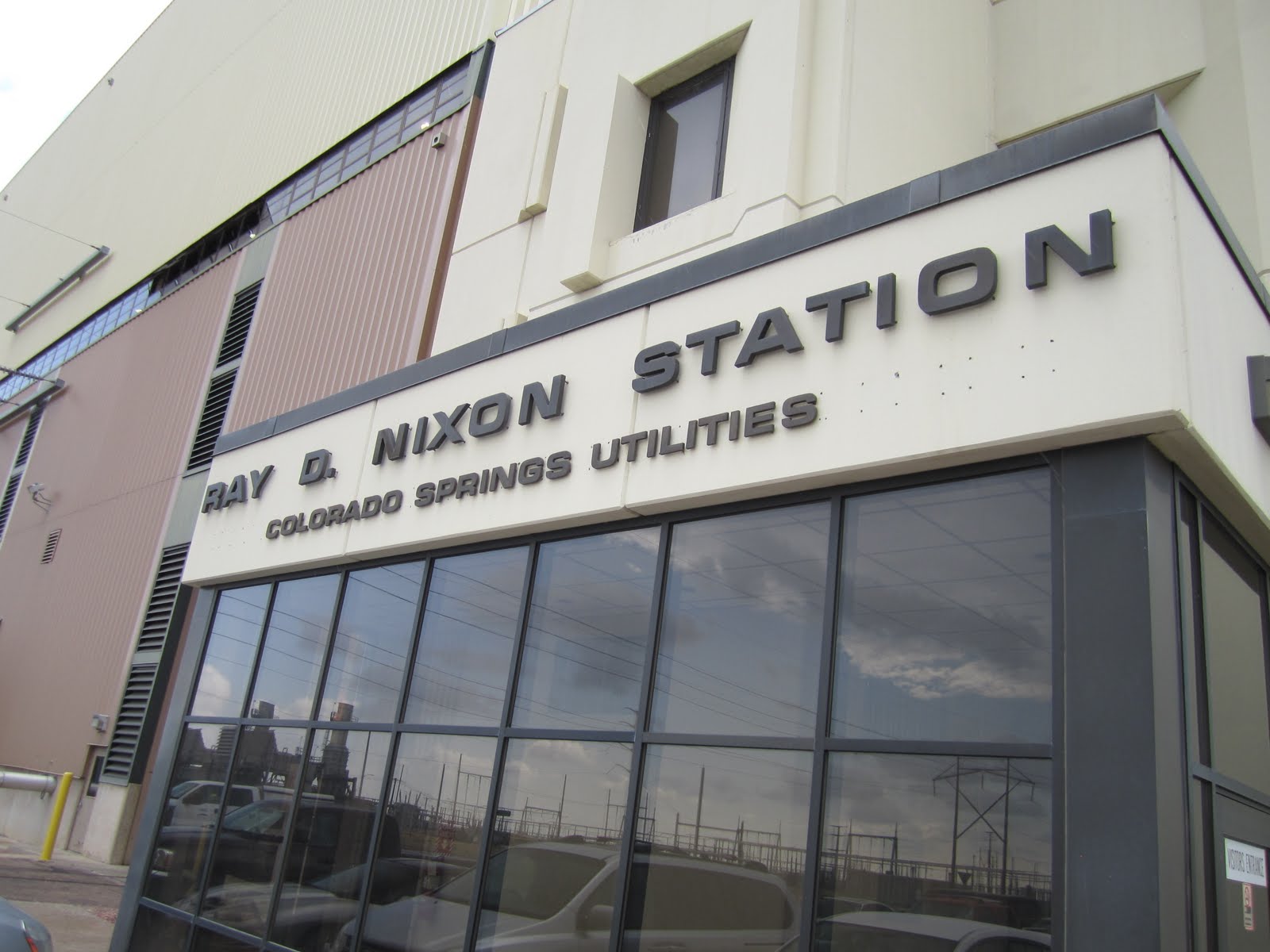 Fernando's Adventures: Visiting Colorado Springs Utilities