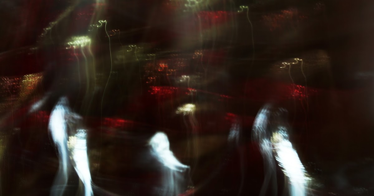 Arq. Myriam Mahiques´art: Souls escaping from the wild fires. Almas ...